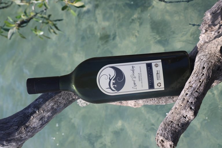Tamburlaine Organic Wines introduces Packamama eco-flat bottles ...